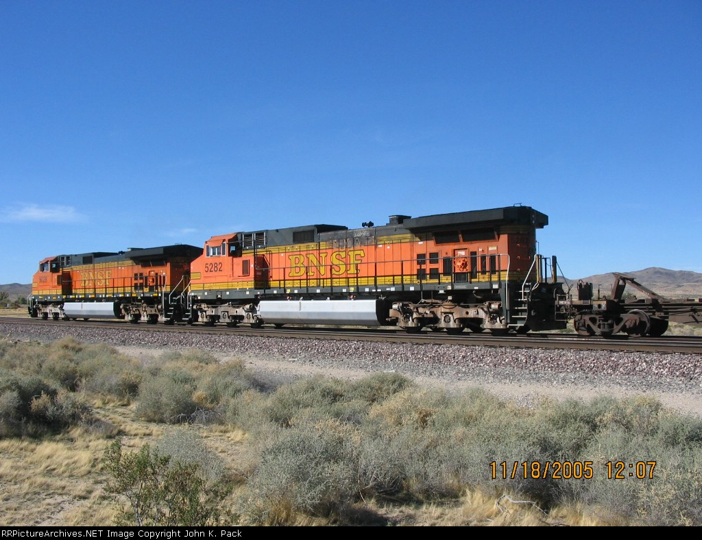 BNSF 5282